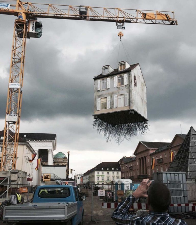 Metáforas y efectos ópticos del artista visual Leandro Erlich ...